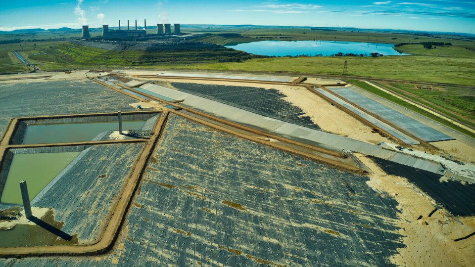 CAMDEN ASH DAM | EARTHWORKS